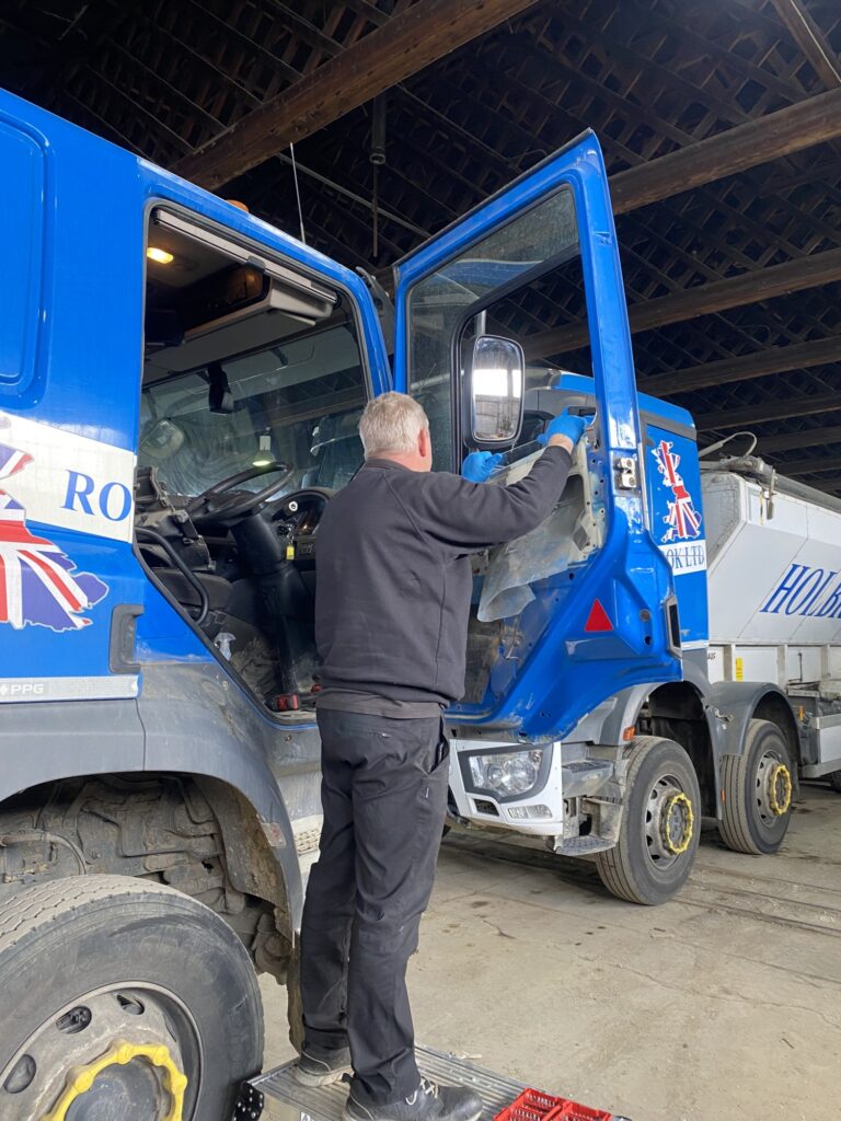 Commercial & HGV Windscreen Repair